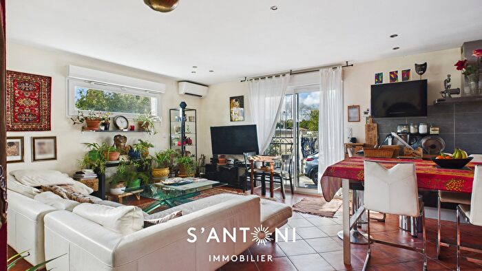 Maison à vendre - Villeneuve-lès-Béziers - 4 pièces - 3 chambres