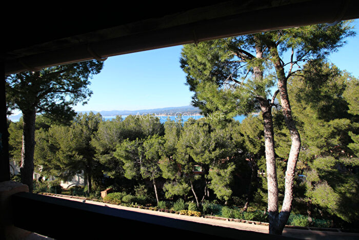 Appartement à louer - Saint-Cyr-sur-Mer - 1 pièce