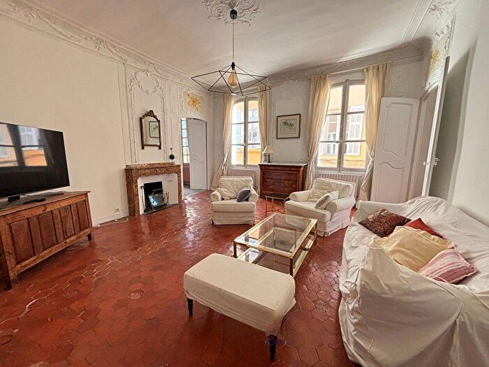 Centre Ville, Aix-en-Provence - Appartement 6 pièces à louer