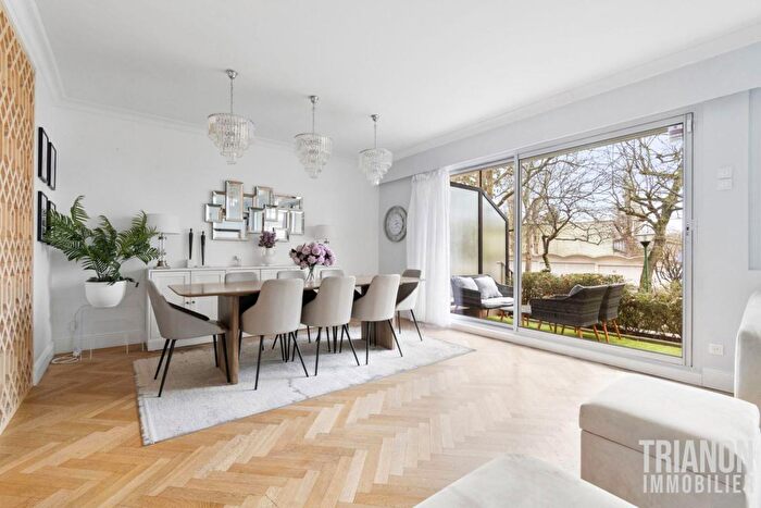 Appartement à vendre - Garches, Porte Jaune, Petit Garches - 5 pièces - 3 chambres