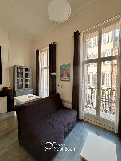 Appartement 1 pièce à Marseille 1er, Chapitre, à louer