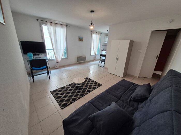 Appartement 1 pièce à louer - Camplanier, Nîmes
