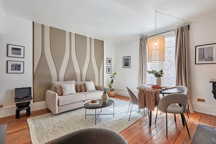 Appartement à louer - Paris e , Chaillot - 3 pièces - 2 chambres