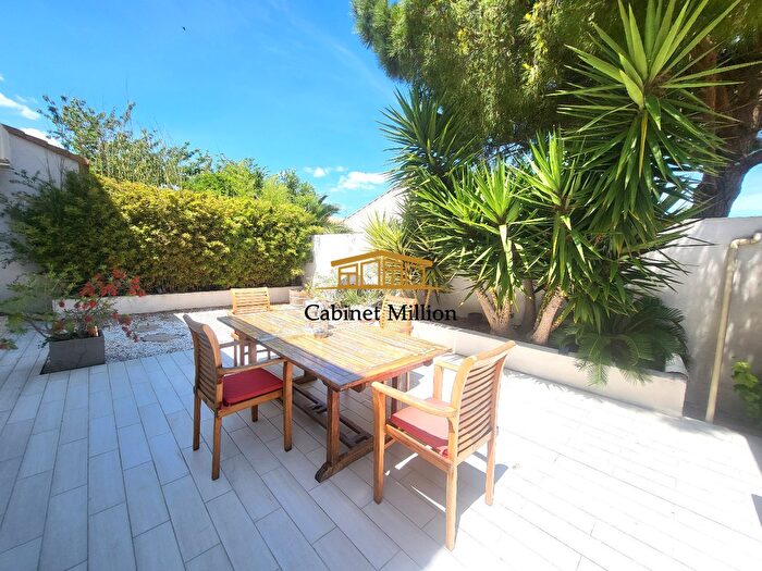 Maisons à vendre et appartements à louer - 1