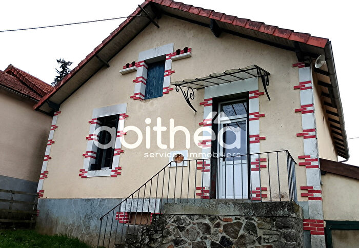 Maison à vendre - Chabanais - 3 pièces - 2 chambres