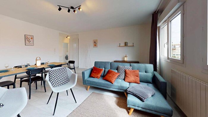 Appartement à louer - Minimes, Toulouse - 6 pièces - 5 chambres