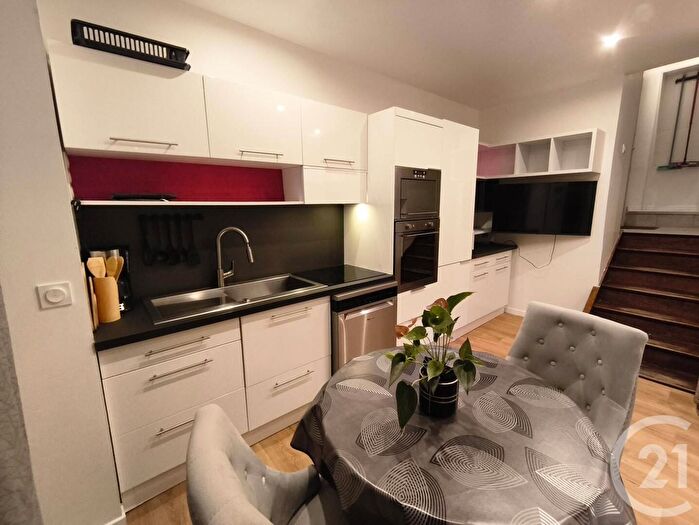 Appartement à louer - Allevard - 2 pièces - 1 chambre