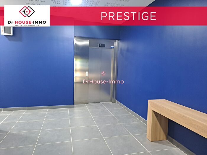 Appartement à vendre - La Riche - 5 pièces - 4 chambres