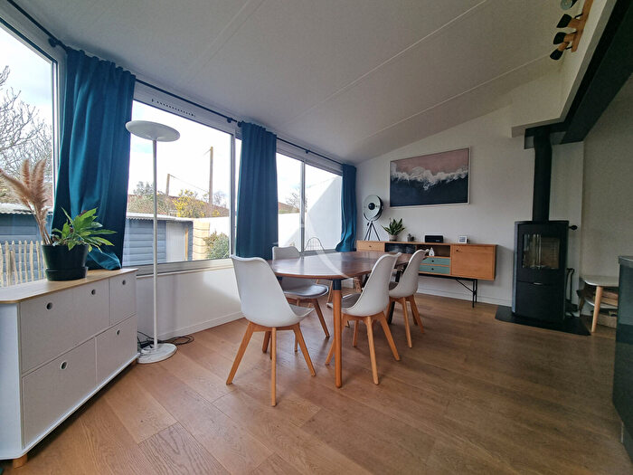 Maison à vendre - Saint-Sébastien-sur-Loire, Ouest - 5 pièces - 3 chambres