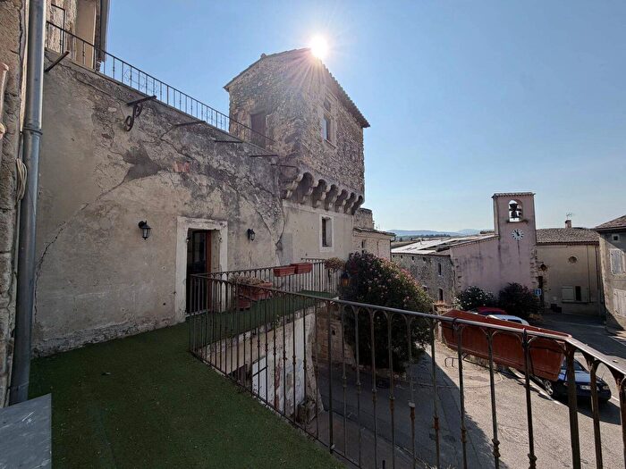 Saint-Gervais-sur-Roubion : Maison 4 pièces à louer
