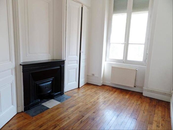 Appartement 3 pièces à louer - Saint Louis, Lyon 7ème arrondissement