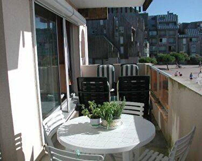 Appartement à louer - Le Genette, La Rochelle - 2 pièces - 1 chambre