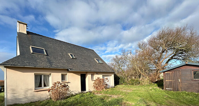 Maison à vendre - Porspoder - 9 pièces - 3 chambres