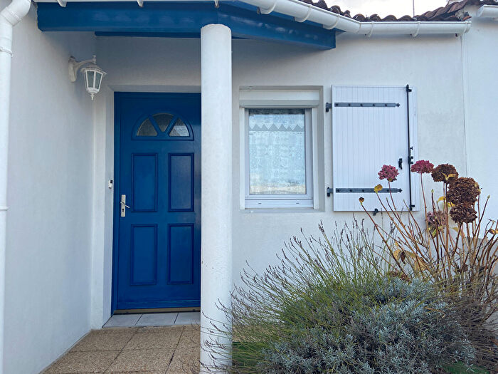 Maison à vendre - Saint-Gilles-Croix-de-Vie - 3 pièces - 2 chambres