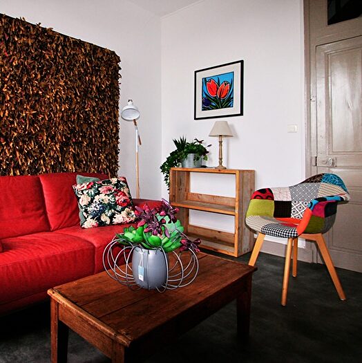 Maison à vendre - Châteauneuf-la-Forêt - 8 pièces - 4 chambres