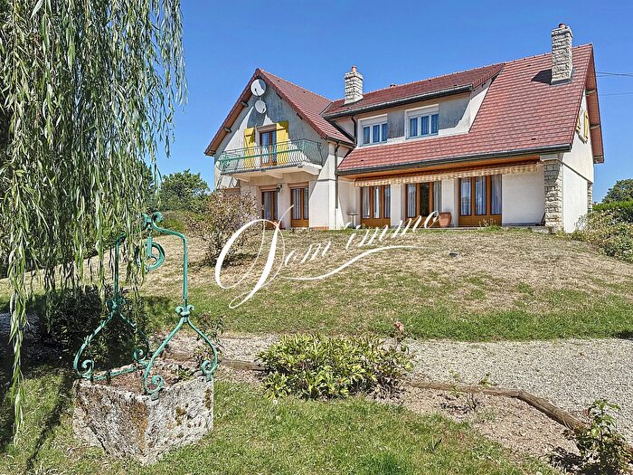 Maison à vendre - Saulieu - 8 pièces - 4 chambres