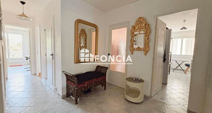 Le Buisson, Magny-les-Hameaux - Appartement 4 pièces à louer