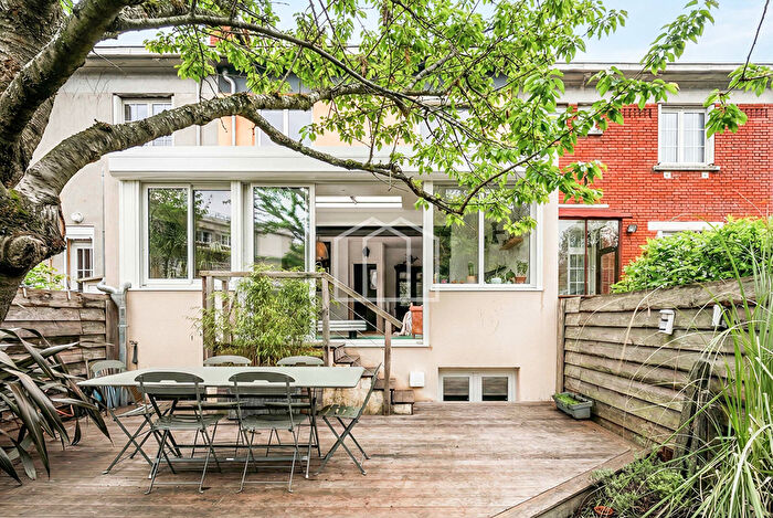 Maison à vendre - Suresnes, Cité Jardins - 6 pièces - 4 chambres