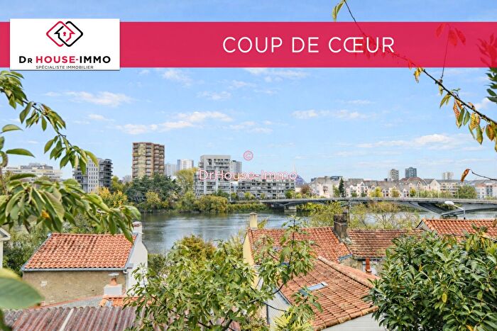 Maison à vendre - Saint-Sébastien-sur-Loire, Bords de Loire - 6 pièces - 4 chambres