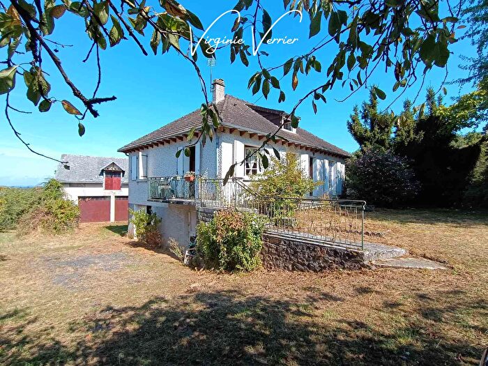 Maison à vendre - Ayen - 5 pièces - 3 chambres