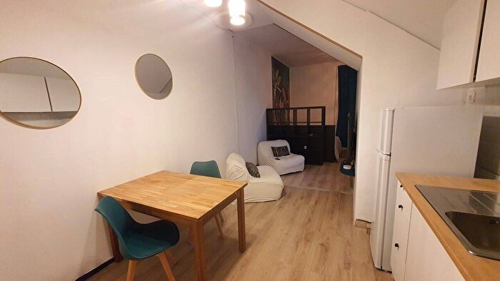 Appartement 1 pièce à louer à Sainte Elisabeth, Roubaix