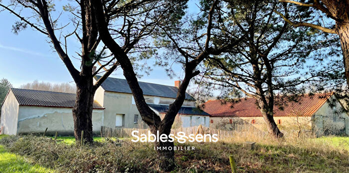 Maison à vendre - Talmont-Saint-Hilaire - 6 pièces - 4 chambres