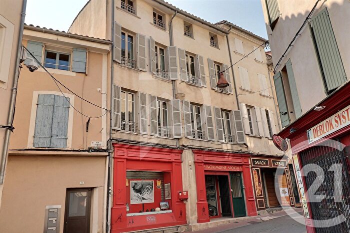 Maison à vendre - Carpentras, Coeur de Ville - 6 pièces - 4 chambres