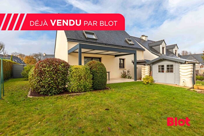 Maison à vendre - Liffré - 6 pièces - 4 chambres