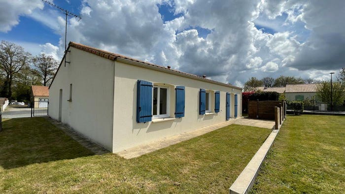 Maison 5 pièces à louer à La Ferrière
