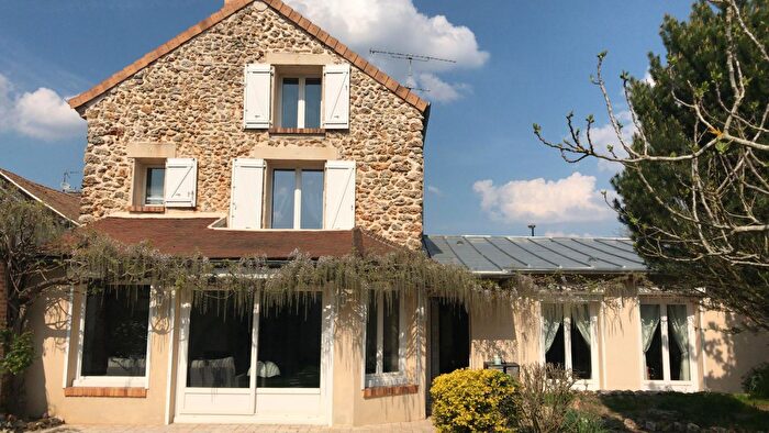Maison 7 pièces à Les Alluets-le-Roi, à louer