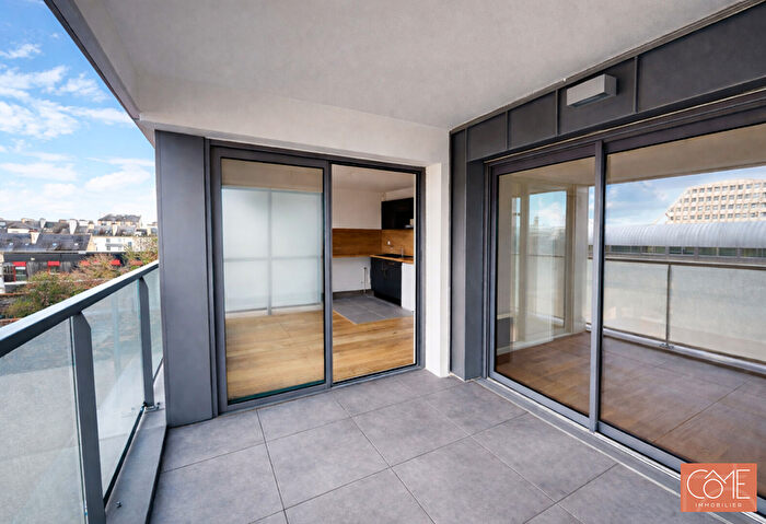 Appartement à vendre - Quartiers Centre, Colombier - 2 pièces - 1 chambre