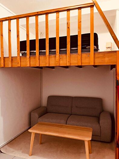 Appartement à louer - Laon Zola-Neufchâtel-Orgeval, Reims - 2 pièces - 1 chambre