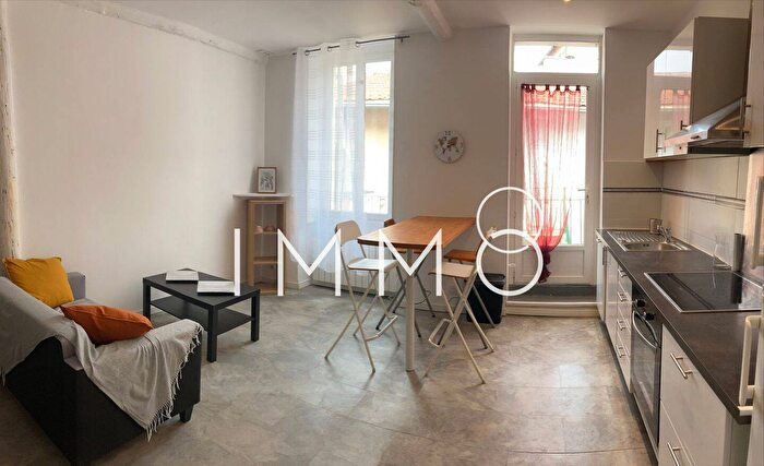 Belle de Mai, Marseille 3ème arrondissement - Appartement 3 pièces à louer