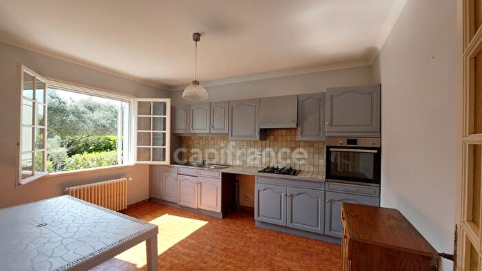 Maison à vendre - Barbentane - 6 pièces - 5 chambres