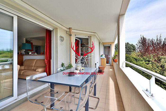 Appartement à vendre - Saint-Genis-Laval - 4 pièces - 2 chambres