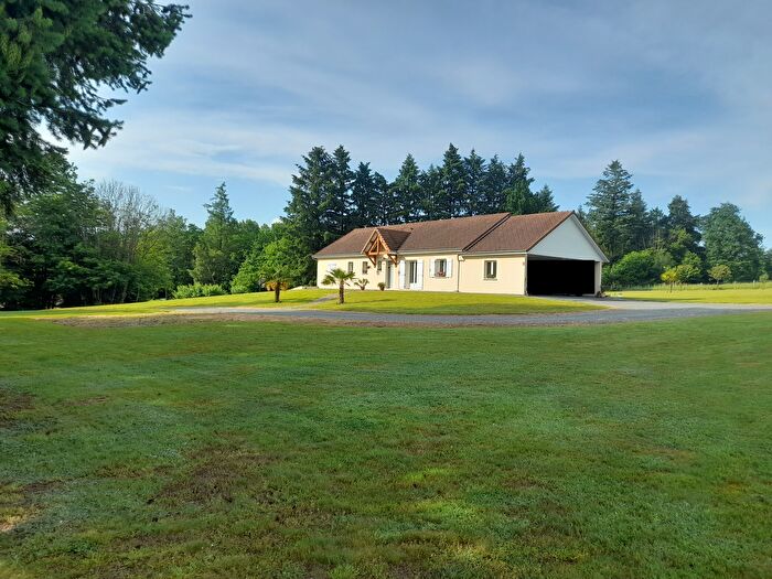 Maison à vendre - Saint-Yrieix-la-Perche - 6 pièces