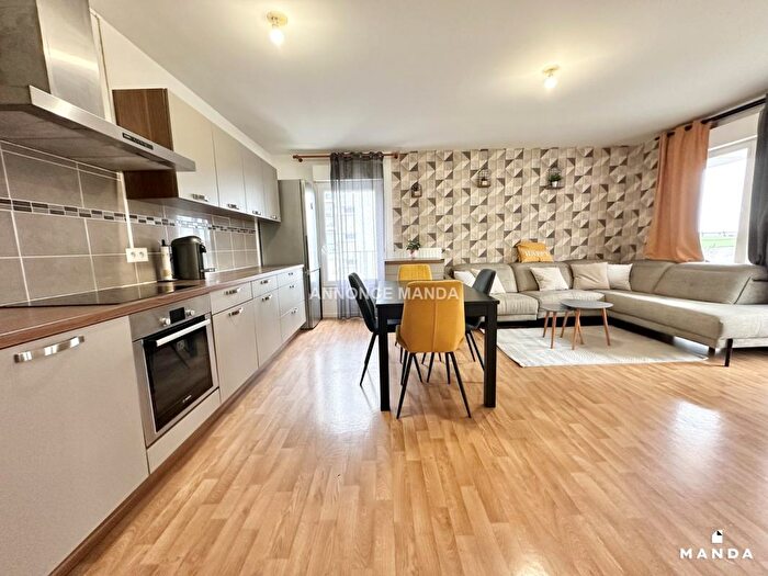Appartement 3 pièces à Évry, Centre-ville, à louer