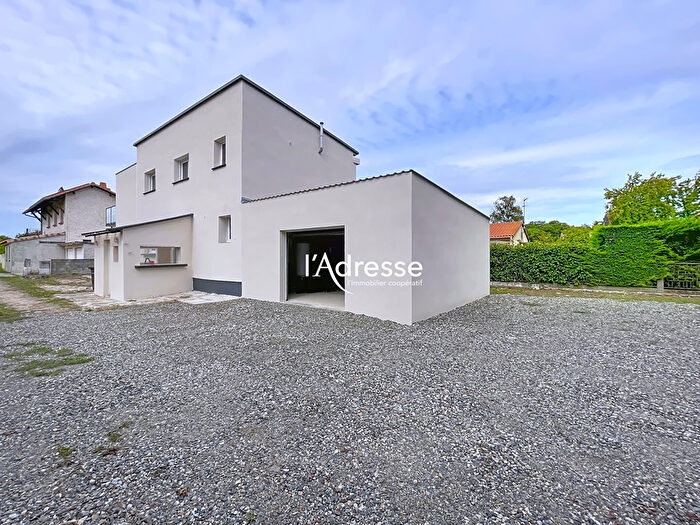 Maison à vendre - La Salvetat-Saint-Gilles - 4 pièces - 3 chambres