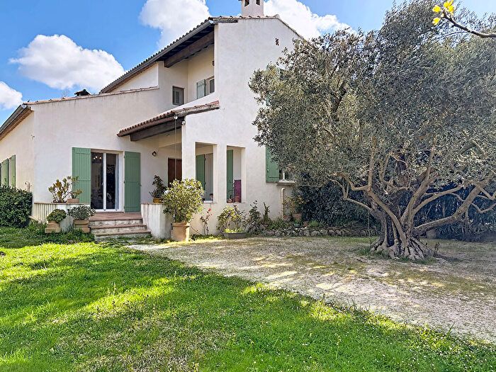 Maison à vendre - Pujaut - 7 pièces - 5 chambres