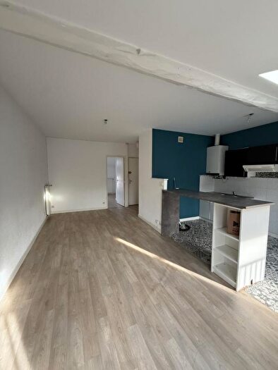 Appartement à louer - Issoire, Centre-ville, Barrière - 2 pièces - 1 chambre