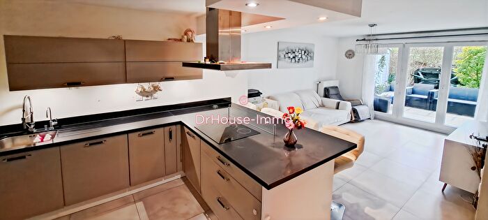 Appartement à vendre - Sucy-en-Brie, Rond dOr - 3 pièces - 2 chambres