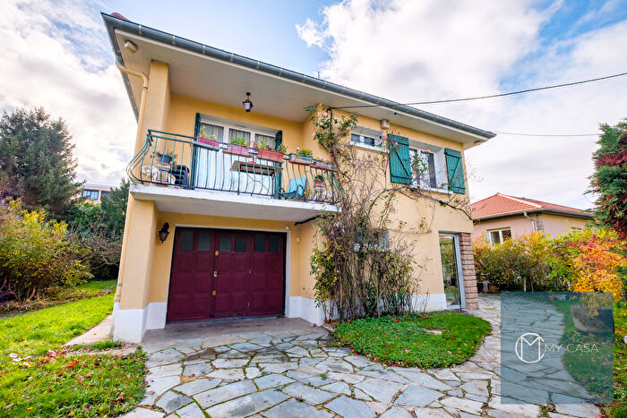 Champagne-au-Mont-dOr - Maison 5 pièces à vendre