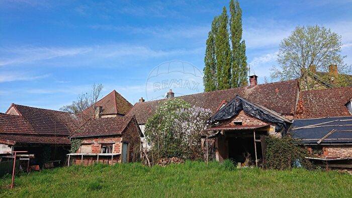 Maison 4 pièces à vendre à Issy-l'Évêque
