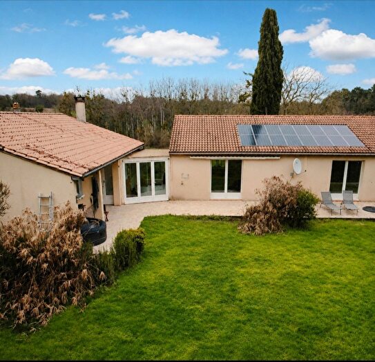 Maison 7 pièces à vendre à Sainte-Colombe