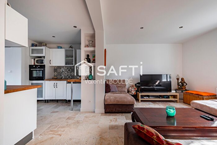 Maison à vendre - Carbon-Blanc - 5 pièces - 4 chambres