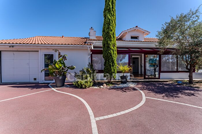 Gujan-Mestras, Centre-ville - Maison 6 pièces à vendre