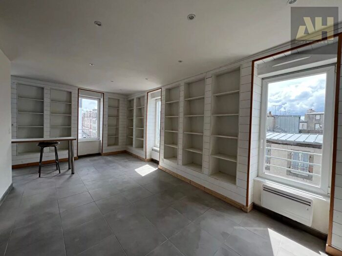 Appartement à louer - Brest, Saint-Martin, Kérigonan - 1 pièce