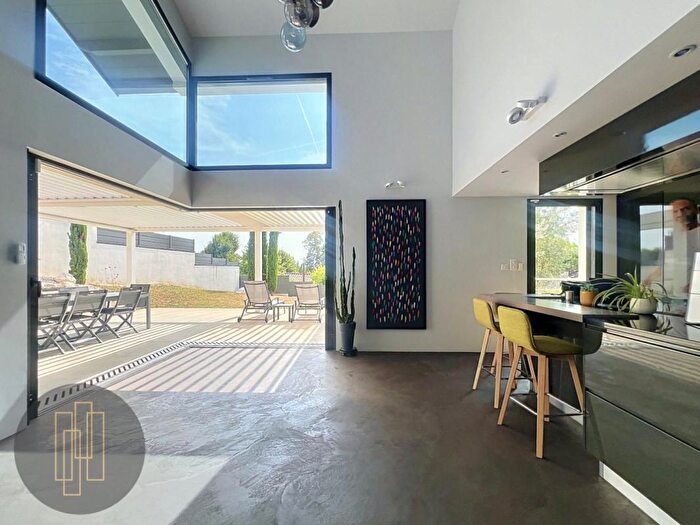 Maison 5 pièces à vendre à Reyrieux