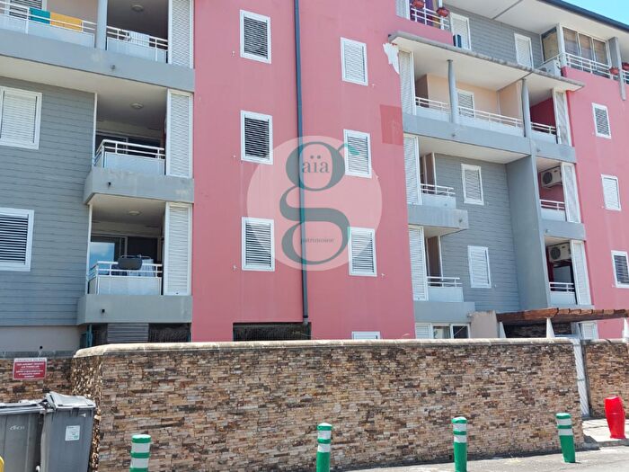 Appartement à vendre - Saint-Denis, Le Butor, Champ-Fleuri, Sainte-Clotilde - 2 pièces - 1 chambre