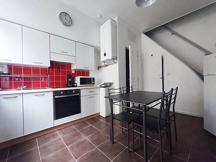 Maison 3 pièces à Moulins, Lille, à louer